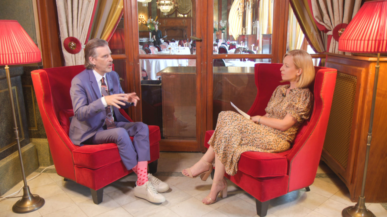 Director Brett Morgen on 'Moonage Daydream' and how David Bowie saved his life - arts24